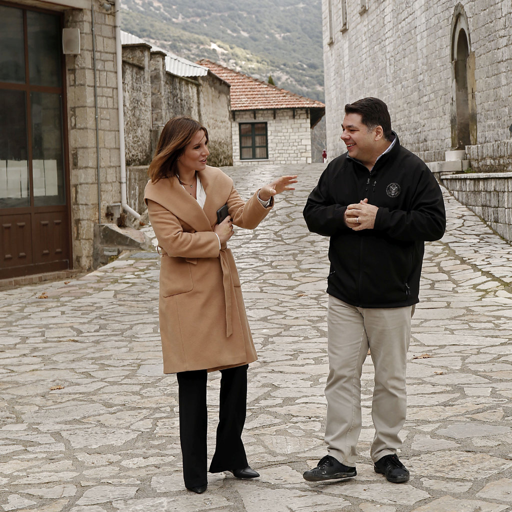 Ο πρέσβης των ΗΠΑ στην Ελλάδα, Γιώργος Τσούνης, καλεσμένος στη «ΜΕΓΑΛΗ ...