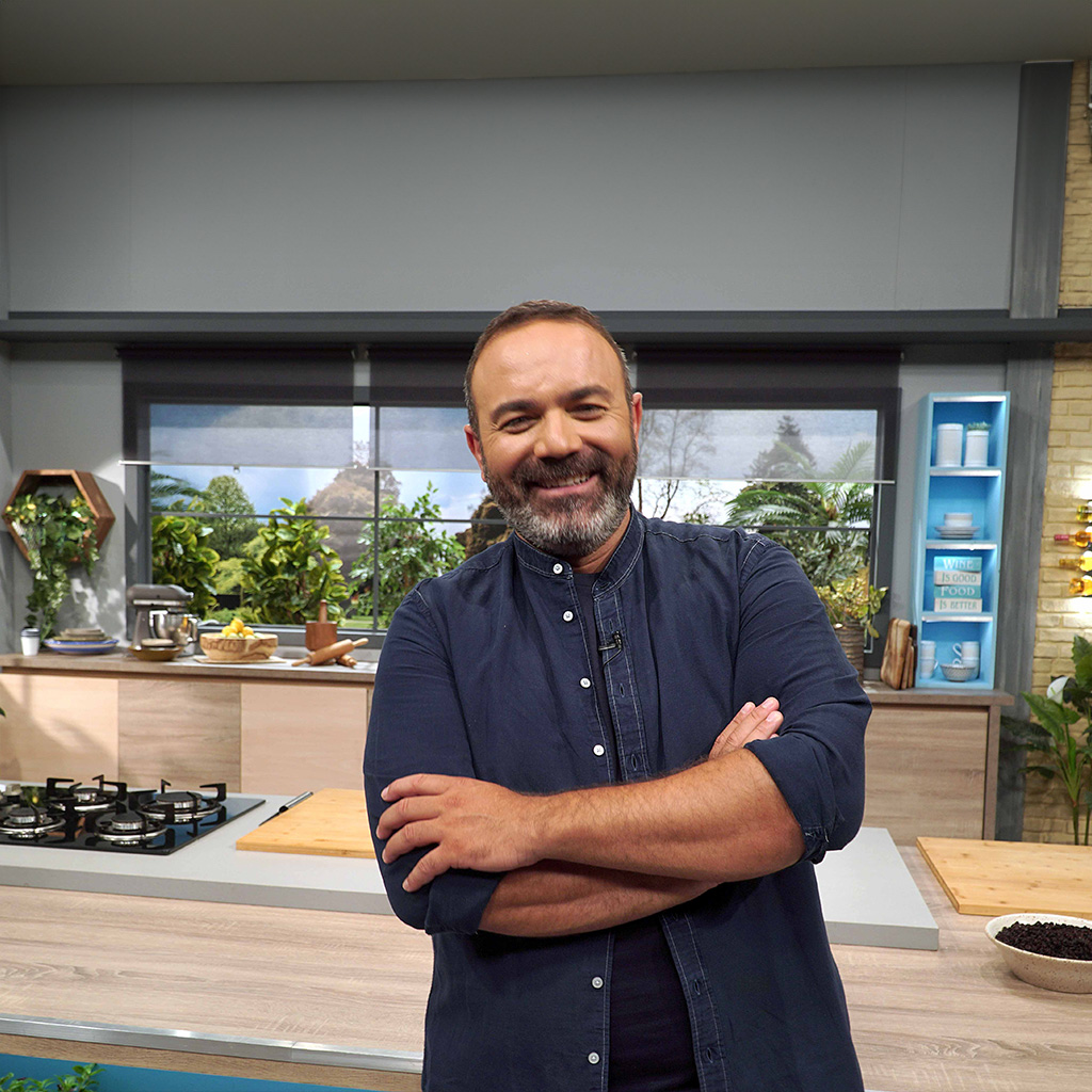 «ΠΟΠ Μαγειρική» με τον Ανδρέα Λαγό, στην ΕΡΤ1 - Digitaltvinfo.gr - Τα πάντα για τη δορυφορική ...